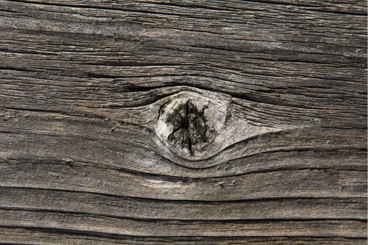 Wood Knotting: What it is and How to Deal with it